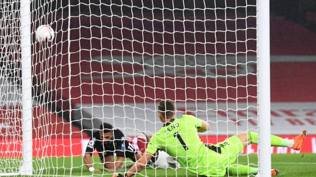 Video: Arsenal fall behind due to shaky defending - Just Arsenal News