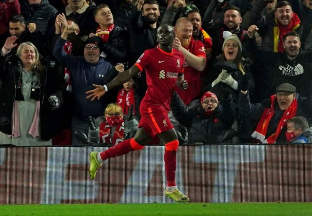 Video - Mane puts Liverpool one up against a determined Arsenal - Just ...