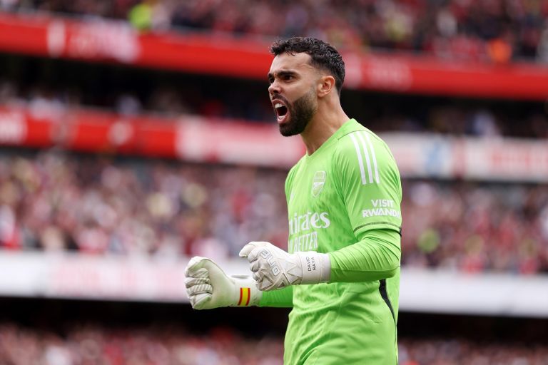 Raya hands Arsenal an injury scare after the Manchester City game ...