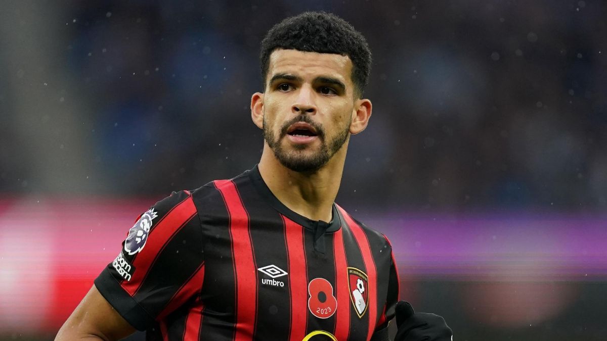 Solanke urged to join Arsenal right now "it is an absolute no-brainer ...