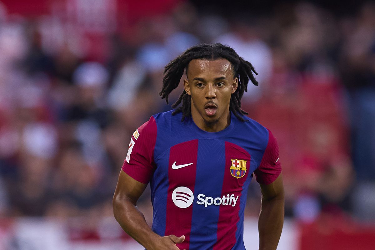 Arsenal makes plans to snap up a Barcelona defender - Just Arsenal News