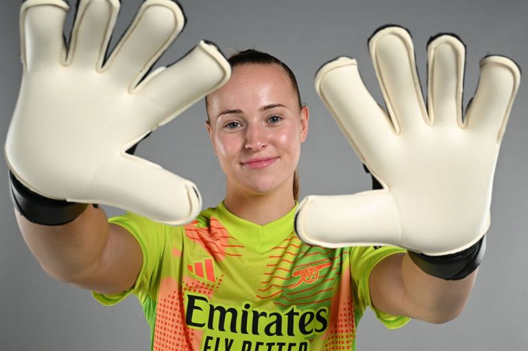 Arsenal Women struck gold with Daphne van Domselaar, 7 clean sheets for ...