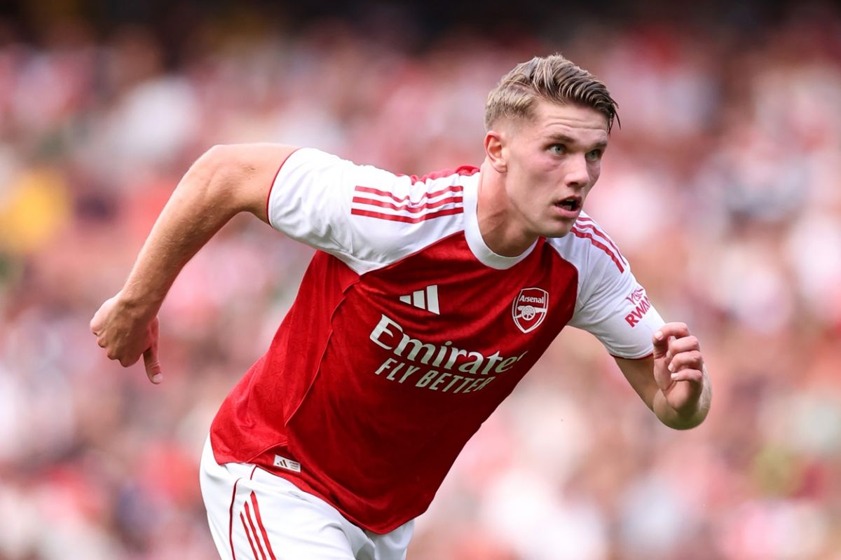 Are you happy that Arsenal is winning games without a prolific striker ...