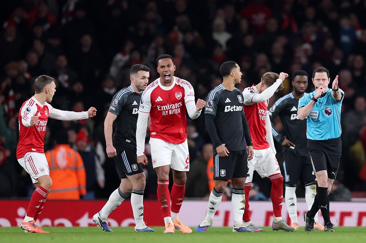 Did Gabriel suffer an injury before being subbed off against Aston ...