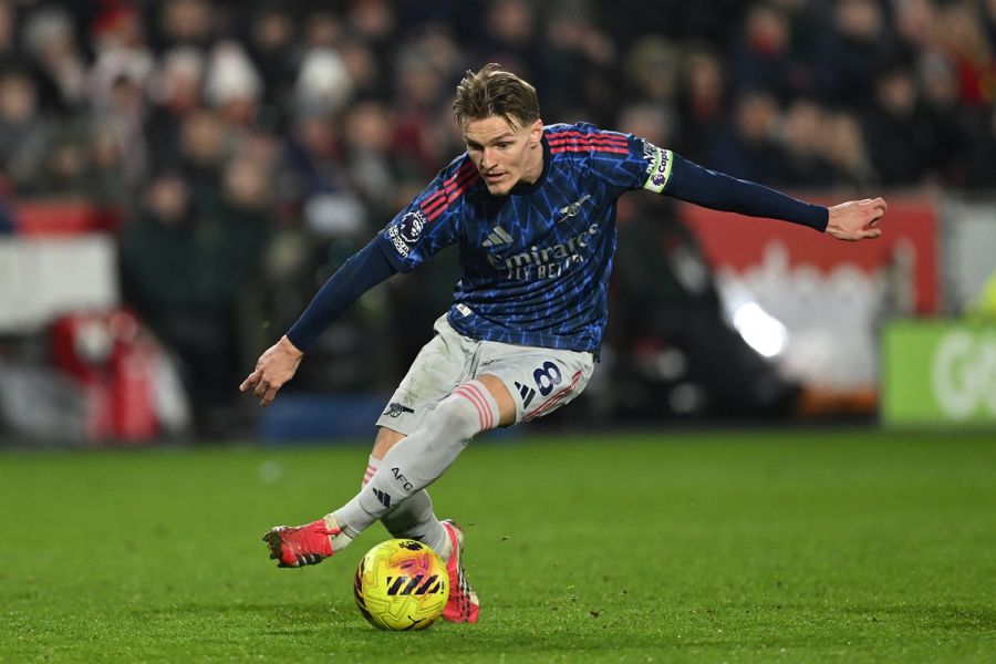 Arsenal thinks Barcelona star can replace Martin Odegaard - Just ...