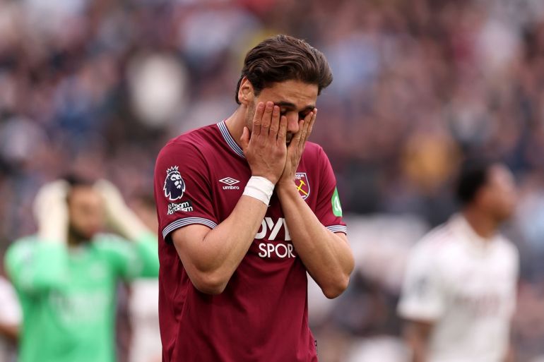Man Utd steps up interest in beating Arsenal to Premier League star ...